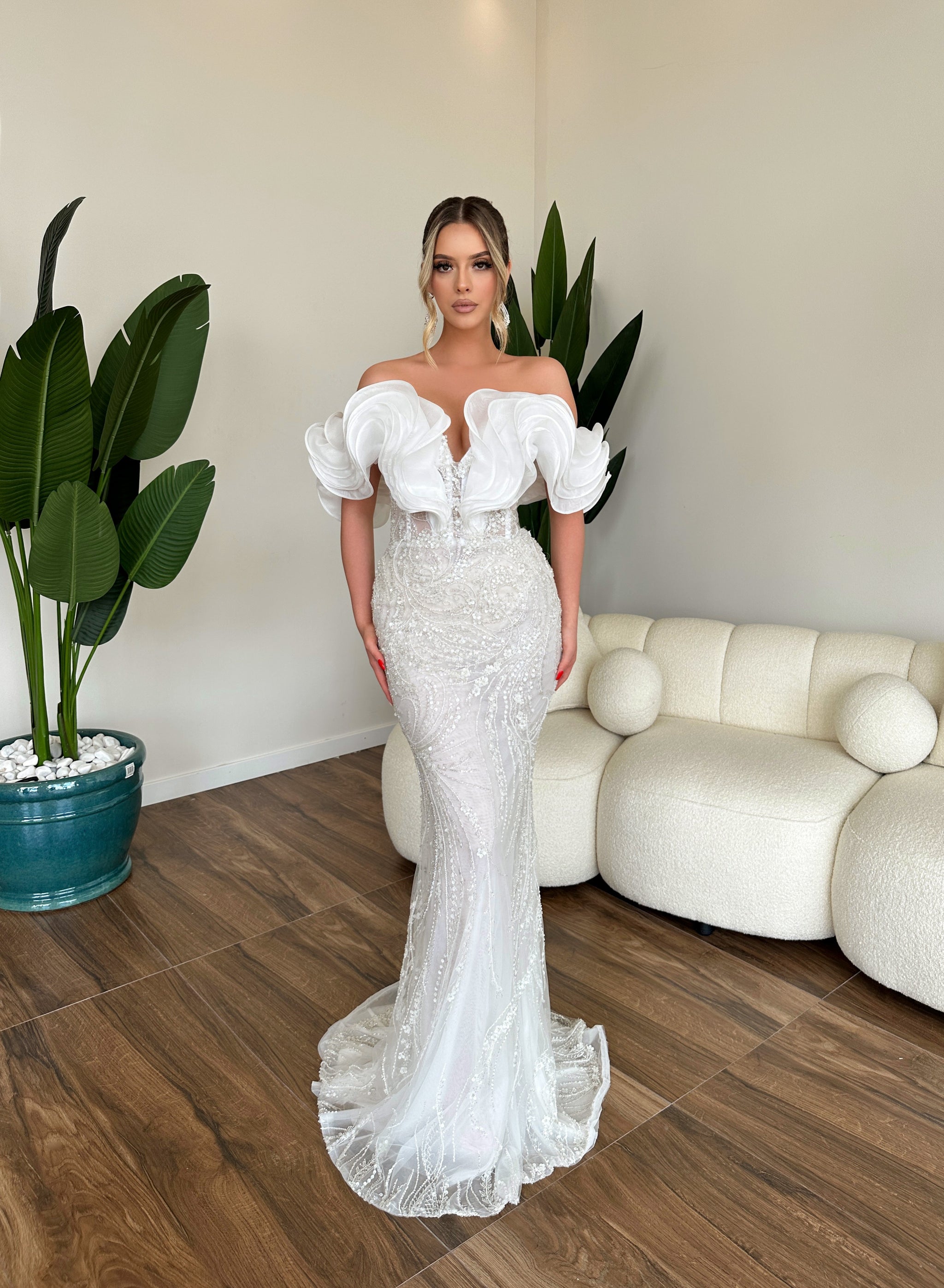 Ada Dress: Elegance Illuminated | Minna Fashion