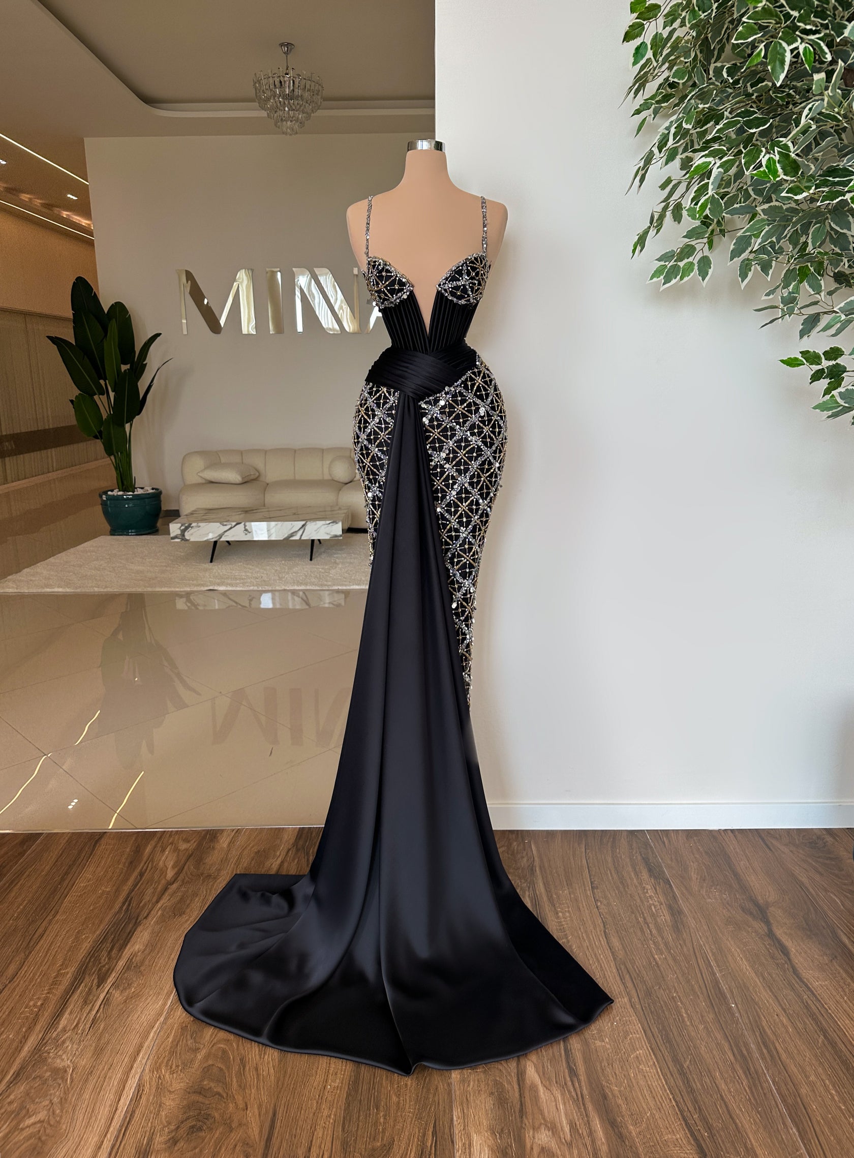 Discover Malú: Unveil Your Unique Style | Minna Fashion